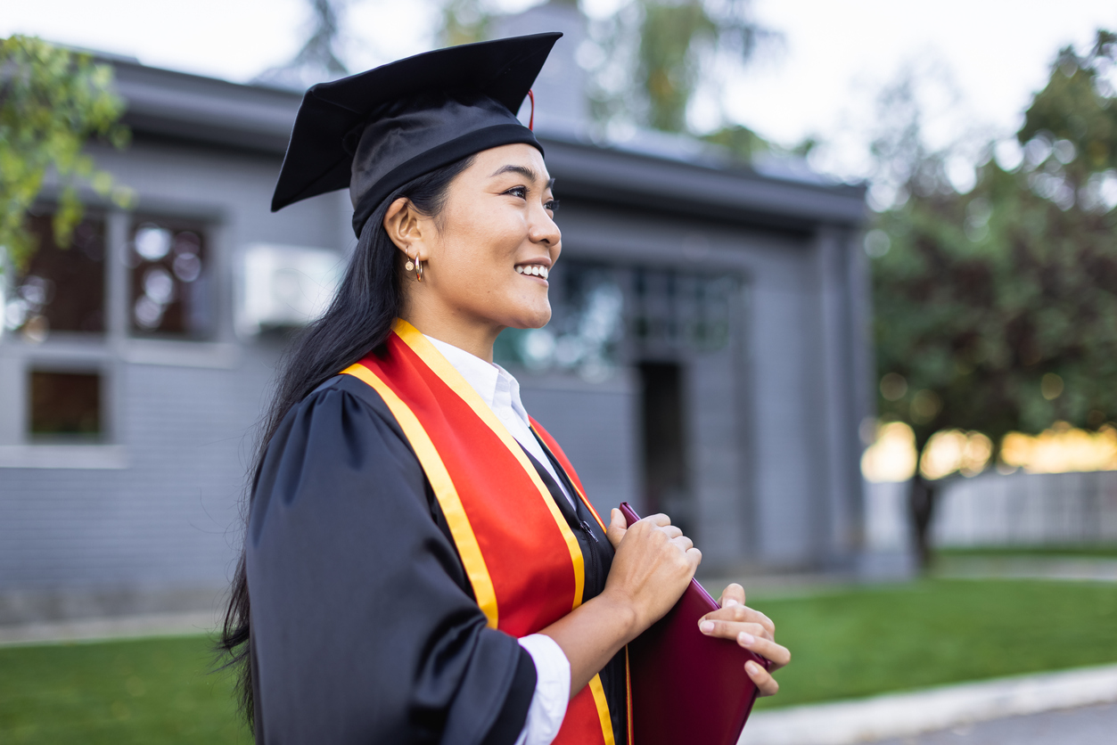 New Graduate Here Is How You Can Land That Post Grad Gig Bishop New Graduate Here Is How You Can Land That Post Grad Gig Bishop